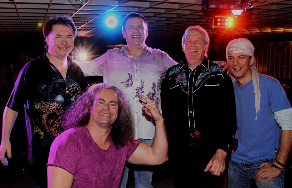 Nick Simper & Nasty Habits - reigen.at